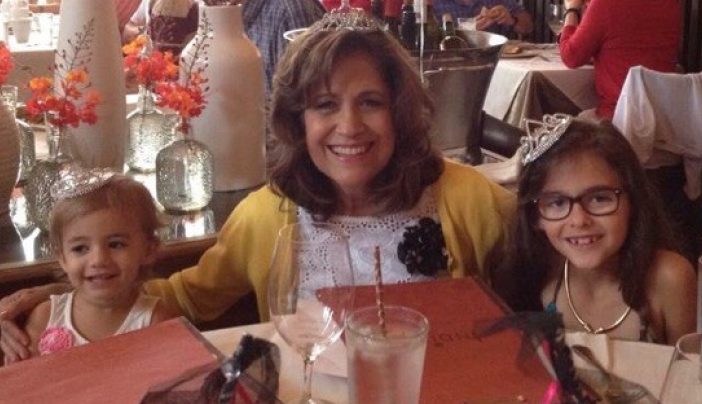 Breast cancer patient finds hope in father’s cancer journey | MD ...