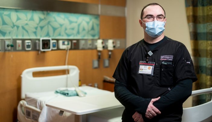 Helping cancer patients navigate CAR T cell therapy | MD Anderson ...