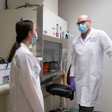 Reuben Laboratory News & Media | MD Anderson Cancer Center