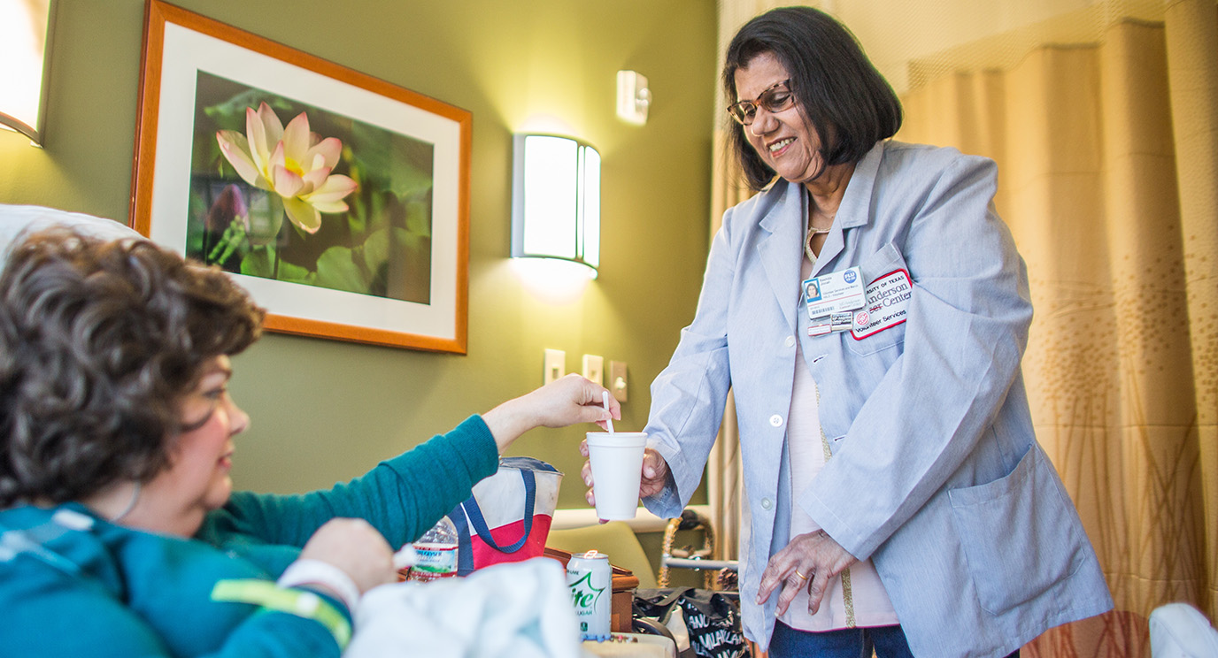 Volunteers support cancer patients and staff at Houston-area locations ...